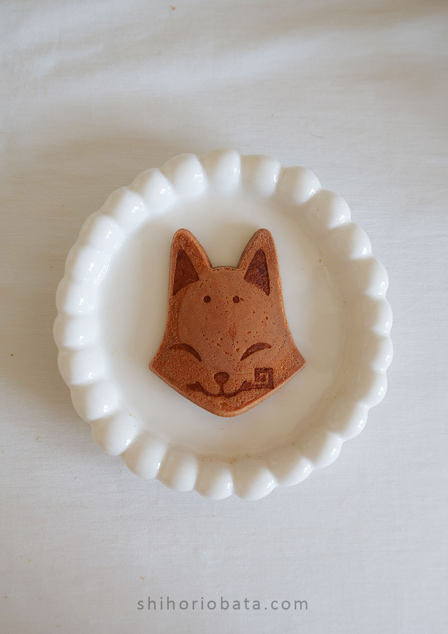 Sakuraco Review - What's Inside this Japanese Snack Box?